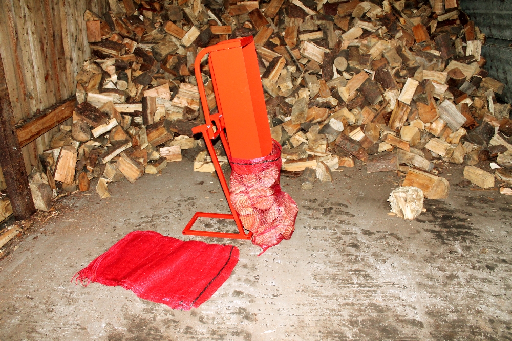 LMS Design Log Bagger-275mm chute (Red model)